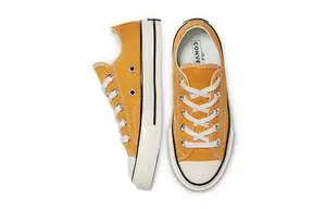 CONVERSE Chuck 70 Low Top Sneakers - Yellow
