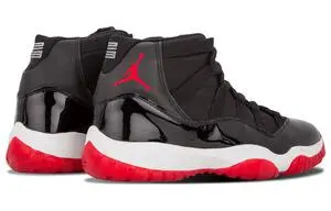 JORDAN Retro 'bred' 2001 High Top Sneakers - Black