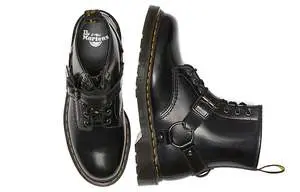 Dr. Martens Bradfield Triangle 8-eye Boots