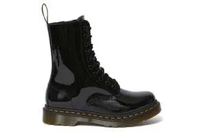 Dr. Martens 1490 Patent Lamper Boots - Black