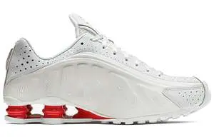 Nike Shox R4 Sneakers - White