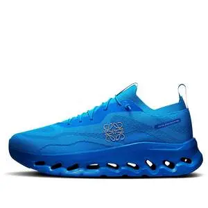 On Cloudtilt Sneakers