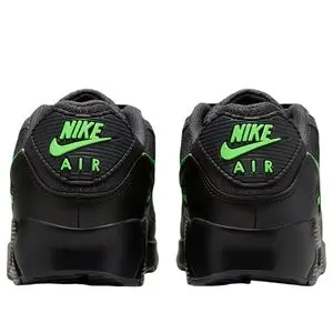 Nike Max 90 Sneakers