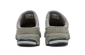 NEW BALANCE 2002r Mule Sneakers - Grey