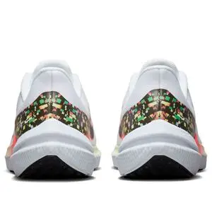 Nike Zoom Winflo Athletic Sneakers - White/red/black