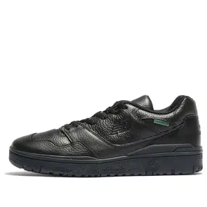 NEW BALANCE 550 Sneakers - Black
