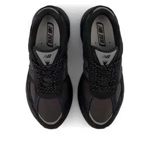NEW BALANCE 2010 "black Phantom" Sneakers - Black/faded Black/phantom
