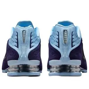 Nike Shox R4 Sneakers - Celestine Blue