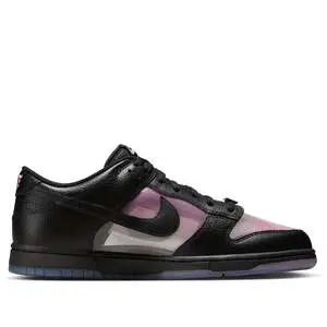 Nike Dunk Low Sneakers