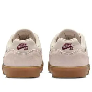Nike Malor "cream Gum" Sneakers