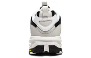 Sketchers Vigor 3.0 Athletic Sneakers - White/black