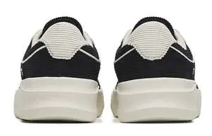 ANTA Classic Low Top Sneakers