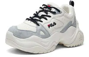 FILA Disruptor Low Top Sneakers