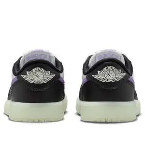JORDAN 1 Low Retro Sneakers