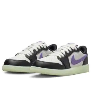 JORDAN 1 Low Retro Sneakers