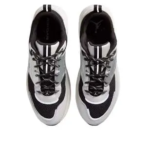 JORDAN Trunner O/s Sneakers - Photon Dust/black/sail