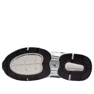 JORDAN Trunner O/s Sneakers - Photon Dust/black/sail