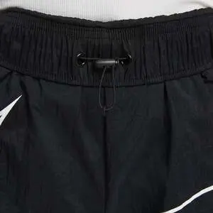 Nike Sportswear Essential Woven Shorts