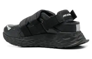 NEW BALANCE Snow Peak Niobium Concept 2 Sandals - Black/brown
