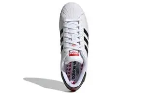 Adidas Superstar Sneakers