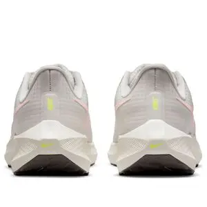 Nike Zoom Pegasus 39 Athletic Sneakers - University Red/white/black