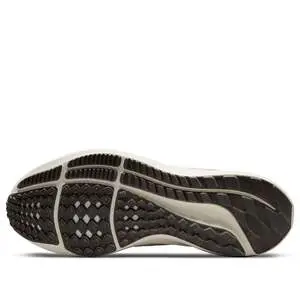 Nike Zoom Pegasus 39 Athletic Sneakers - University Red/white/black