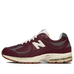 NEW BALANCE New Balance 2002R Vintage Leather Pack Sneakers Burgundy