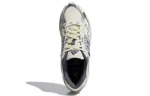 Adidas Bad Bunny X Response Cl "cream White" Sneakers - Cream/grey