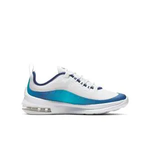 Nike Max Axis Sneakers