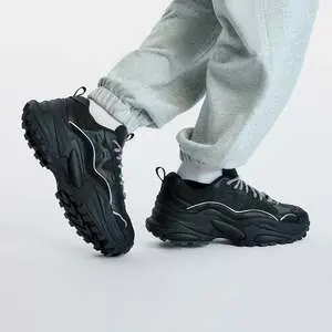 FILA Low Top Lace Up Athletic Sneakers