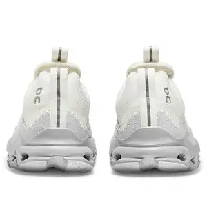 On Cloudaway "undyed Glacier" Sneakers - White