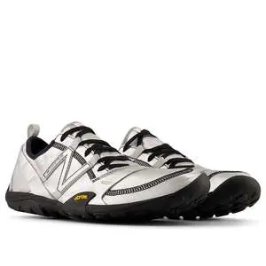 NEW BALANCE Mt10 Athletic Sneakers