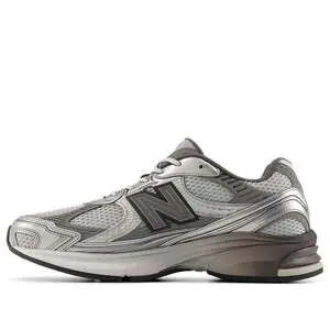 NEW BALANCE New Balance 2010 "Metallic Silver" Sneakers Metallic Silver/grey