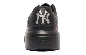 MLB Yankees Chunky Mono Embo Sneakers