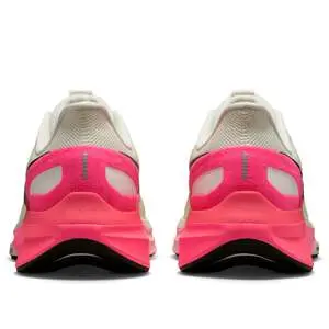 Nike Structure 25 Sneakers - Sail/hyper Pink/bright Crimson