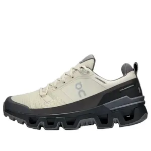 On Cloudwander Waterproof Sneakers - Sand/black