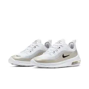 Nike Max Axis Sneakers - White/black