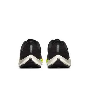 Nike Zoom Rival Fly 3 - Black/red/green