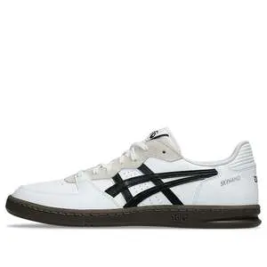 Asics Skyhand Og Low Top Sneakers - White/black