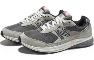 NEW BALANCE 880 "gun Metal" Low Top Sneaker - Grey