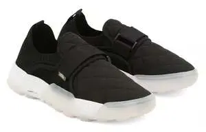 VANS Comfycush Slip-on Sneakers - Black/white