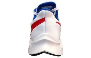 Nike Zoom Winflo 6 Athletic Sneakers