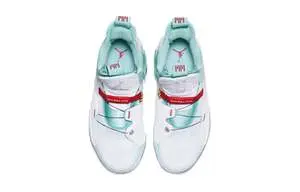 JORDAN Air 33 Sneakers