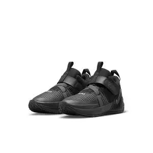 Nike Lebron Witness 7 Mid Top Basketball Sneakers