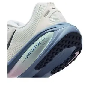 Nike Zoom Vomero 18 Sneakers - White/work Blue