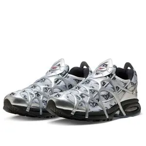 Nike Kukini "mighty Swooshers" Sneakers