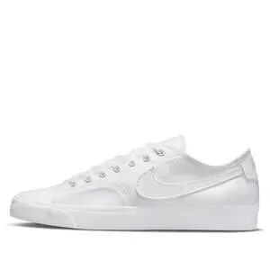 Nike Blazer Court Sb Sneakers - White