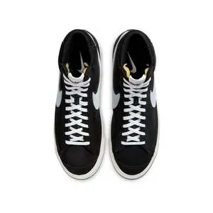 Nike Blazer Mid 77 Suede