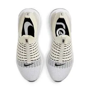 Nike React Phantom Run Flyknit 2 Sneakers - Gray/white