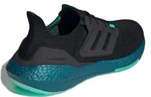 Adidas Ultraboost 22 'mint Rush' Sneakers - Black